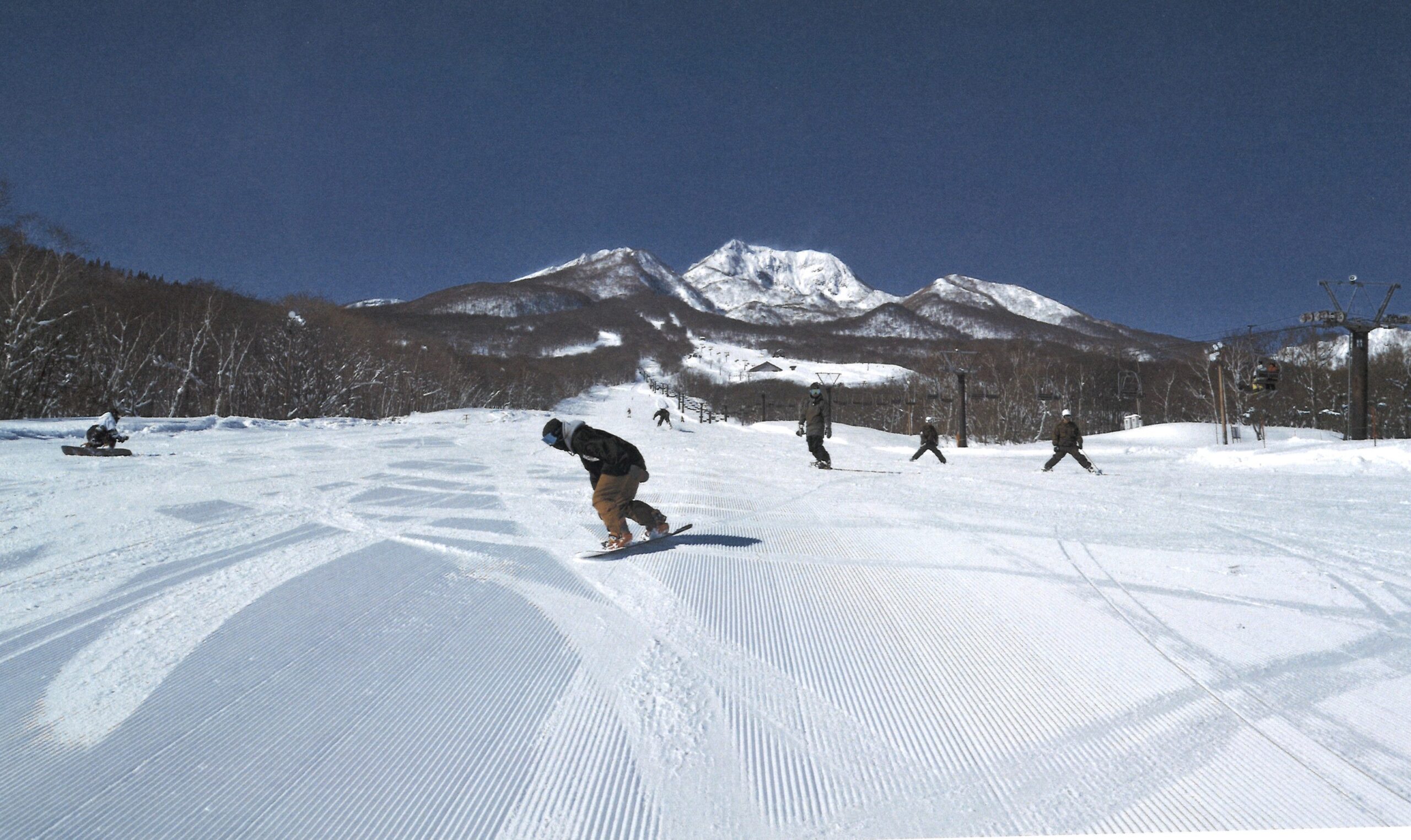 ＜Niigata Ski Resort Guide 2022-2023＞Ikenotaira Onsen Alpine Black Ski ...