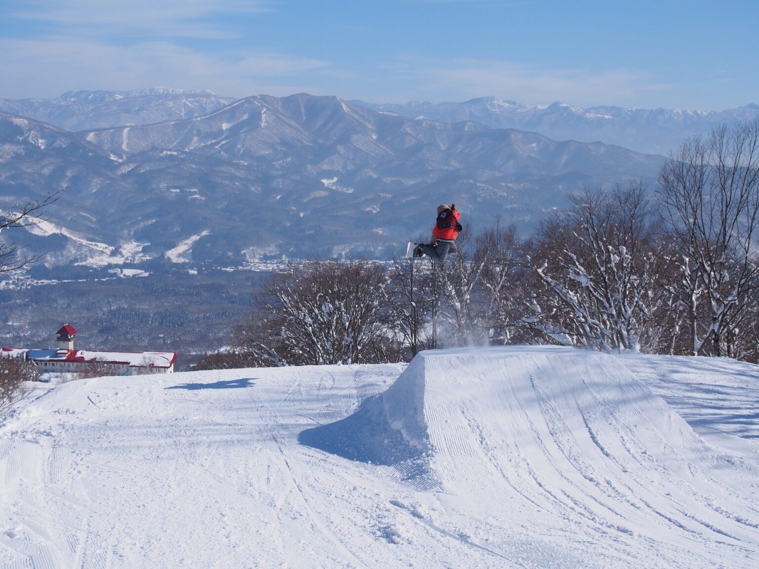 Akakura Kanko Resort Ski Resort (Myoko City, Niigata Prefecture) / vol ...