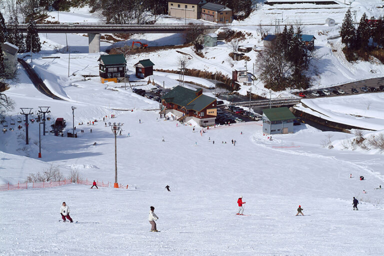 Tokamachi Matsudai Family Ski Resort (Tokamachi City, Niigata ...